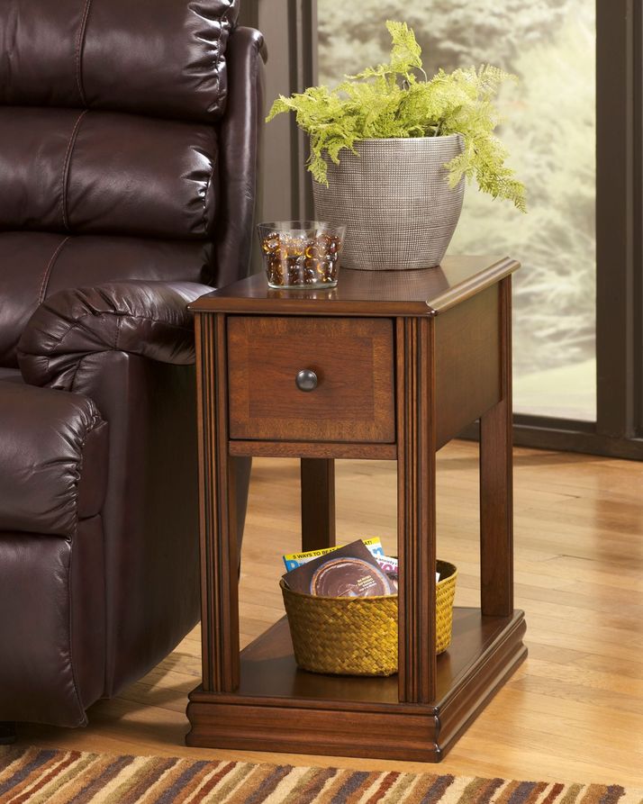 Breegin ChairsideTable | The Furniture Mart