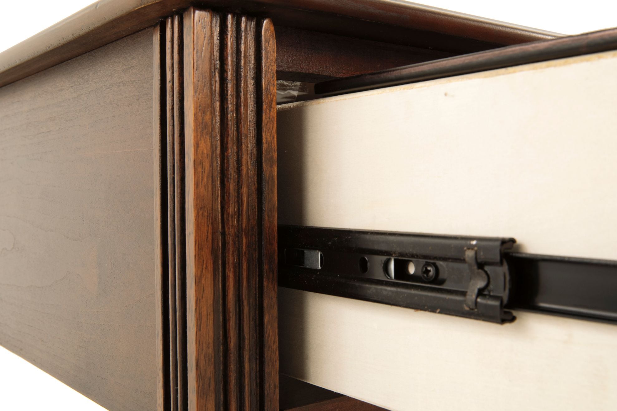 Breegin ChairsideTable | The Furniture Mart