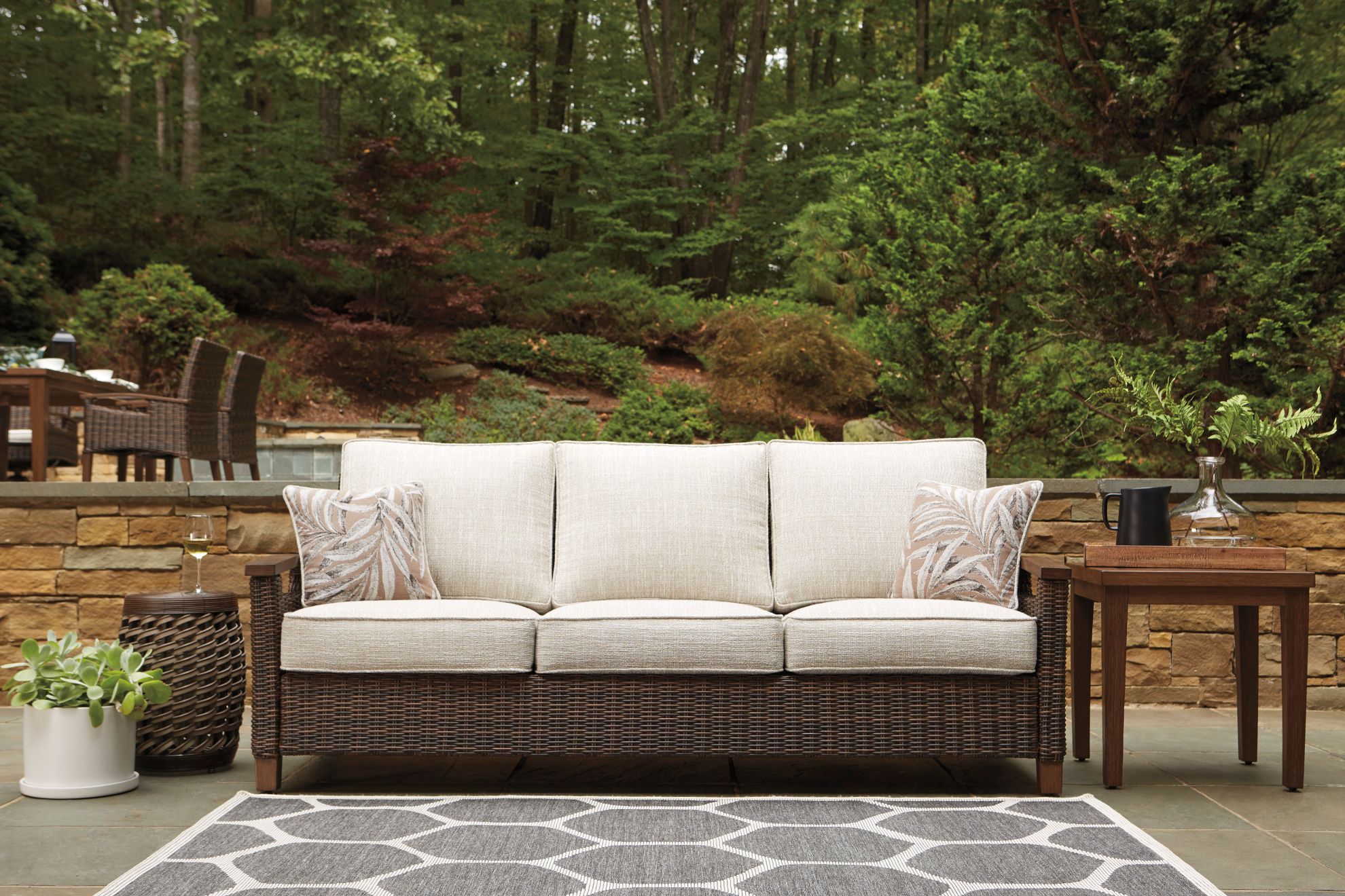 Paradise Trail Cushioned Sofa