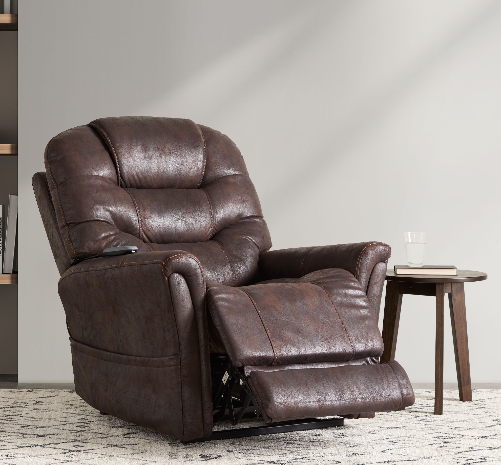 Ag Power Lift Recliner | The Furniture Mart