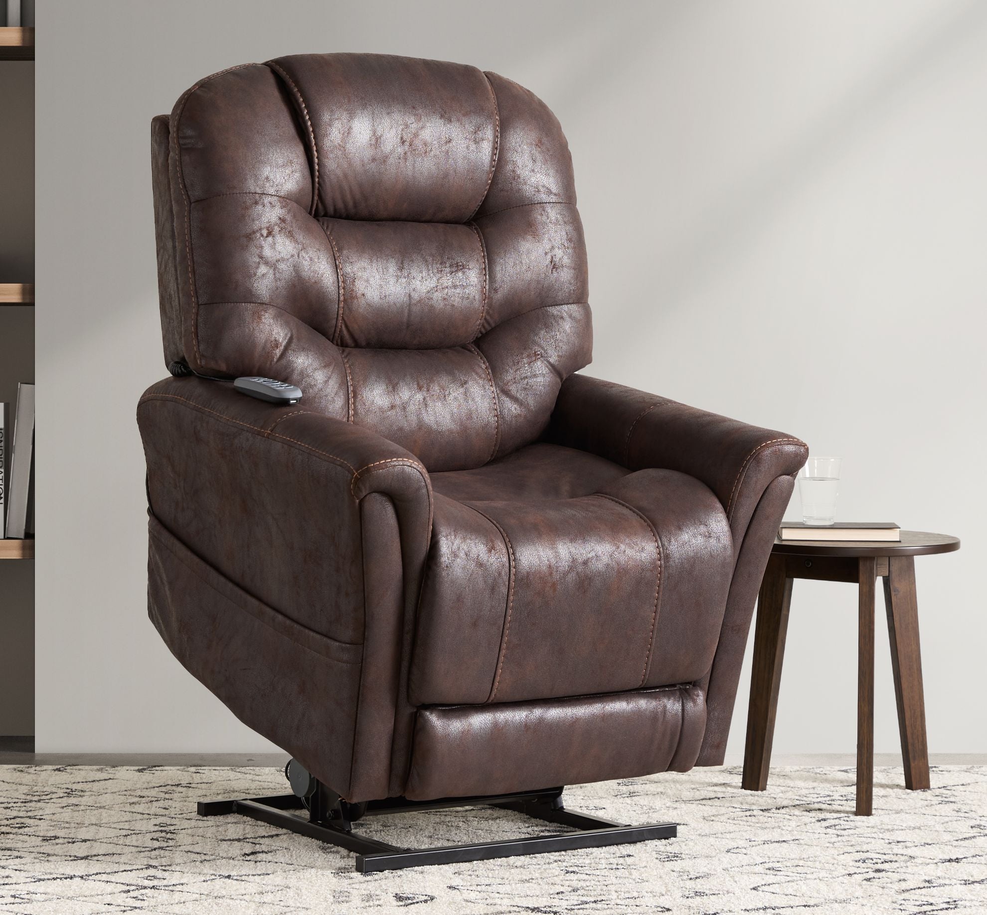 Ag Power Lift Recliner | The Furniture Mart