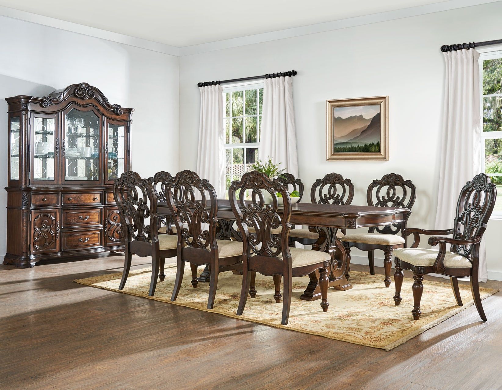 Royale Dining Table | The Furniture Mart