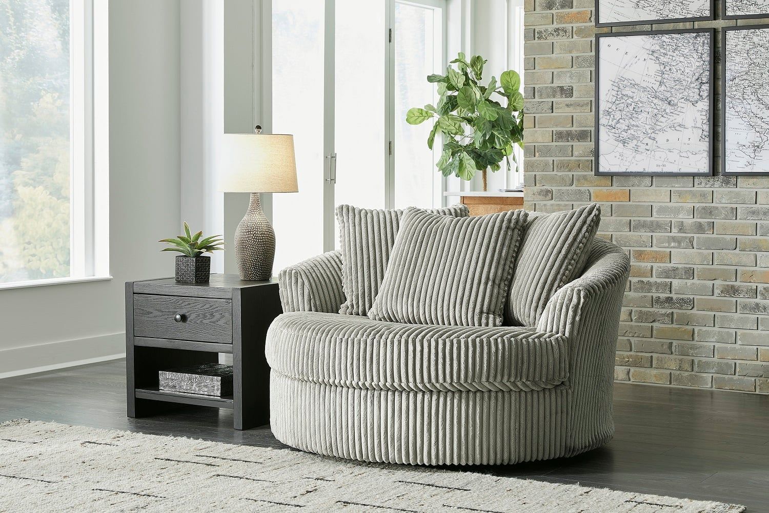 Lindyn Oversized Swivel Chair | The Furniture Mart