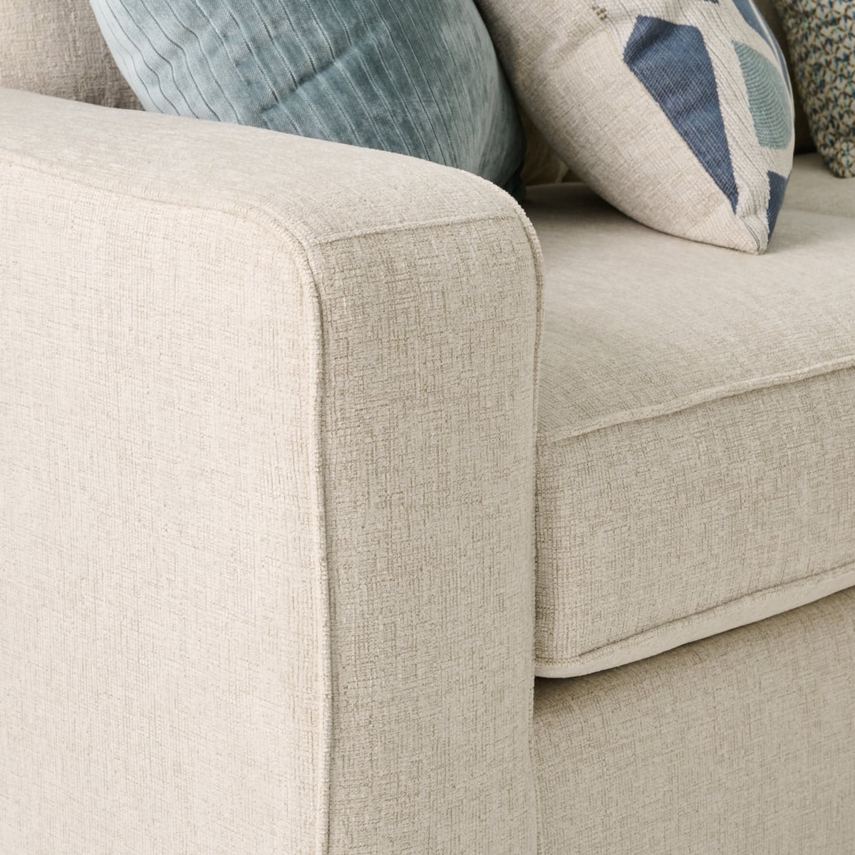Jiminez 4pc Sectional | The Furniture Mart