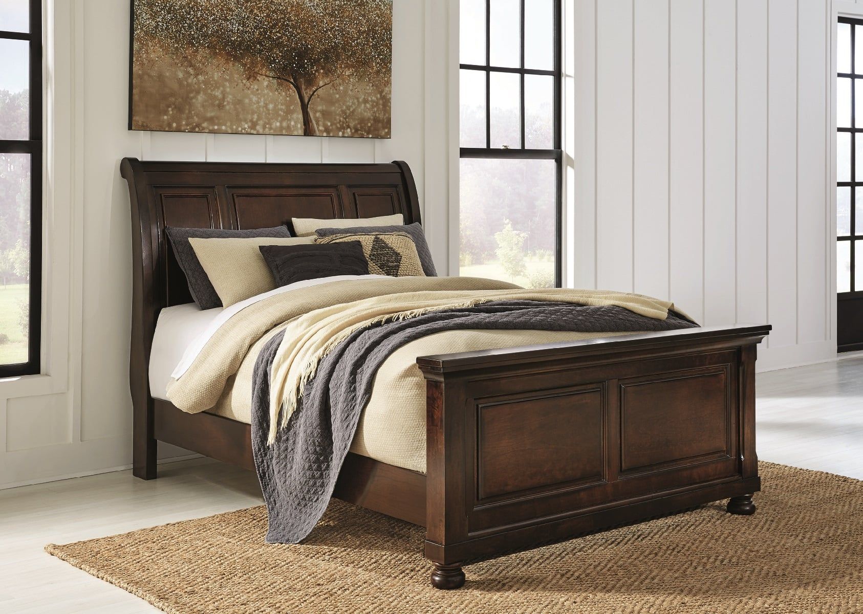Porter Queen Sleigh Bed | The Furniture Mart